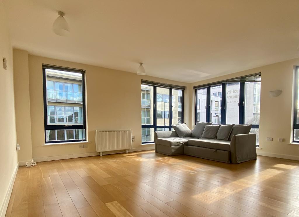 2 Hare Row, Bethnal Green E2 1 bed flat - £1,755 pcm (£405 pw)