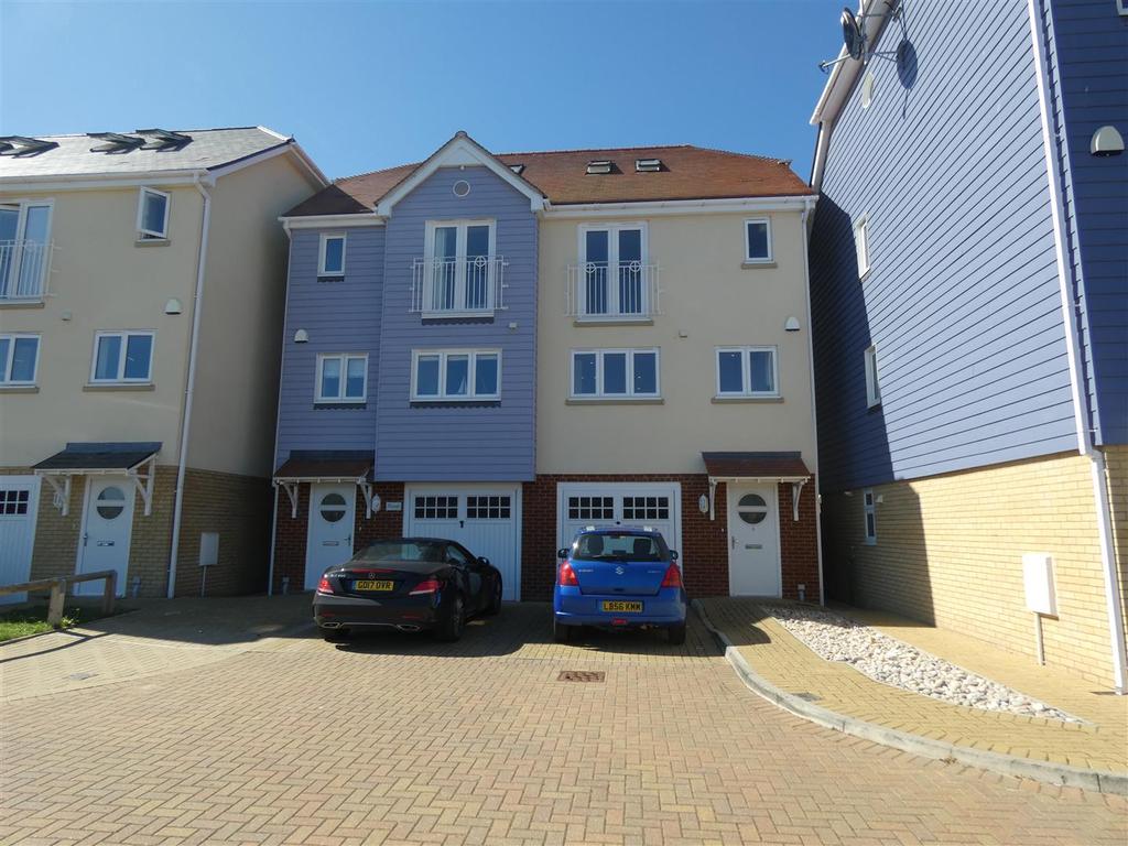 Broadstairs 4 Bed House 1 600 Pcm 369 Pw Broadstairs 4 Bed House 1 600 Pcm 369 Pw