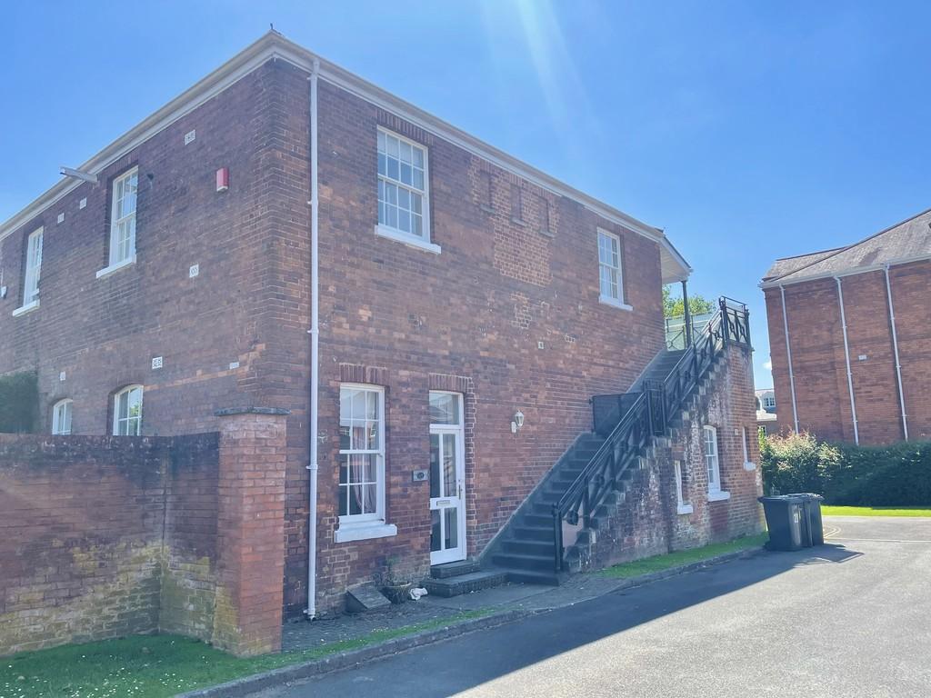The Quadrangle Horseguards EXETER Devon 3 bed end of terrace house - £ ...