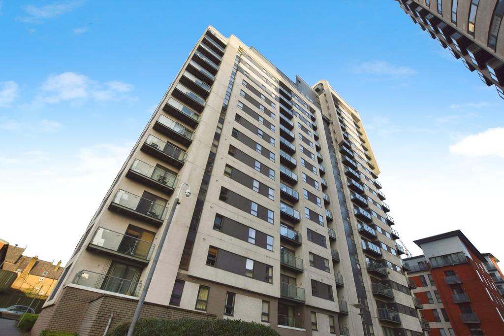 Britton House, 21 Lord Street, Green... 2 bed flat - £1,300 pcm (£300 pw)