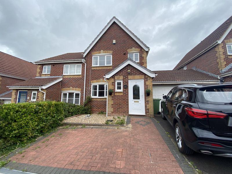 Simmonds View, Bristol 3 bed semi-detached house to rent - £1,695 pcm ...