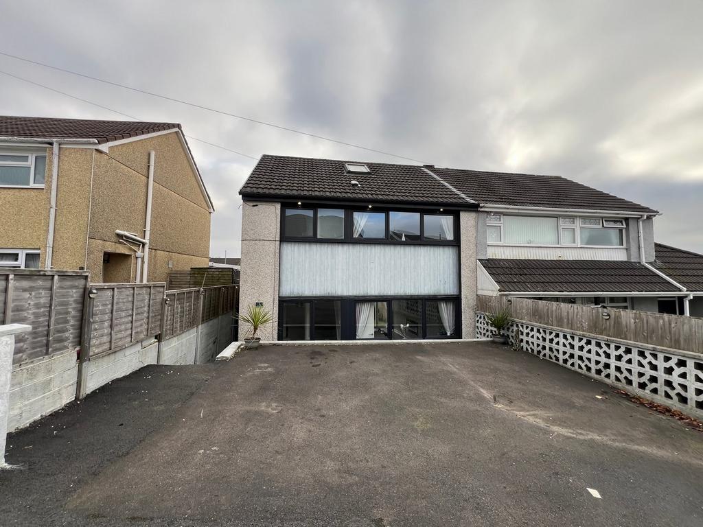 Heol Capel Tonyrefail - Tonyrefail 3 bed semi-detached house - £184,950