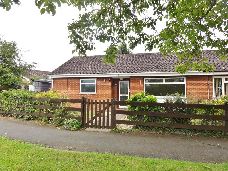 Forge Bank, Bosbury, Herefordshire... 2 bed semi-detached bungalow - £ ...