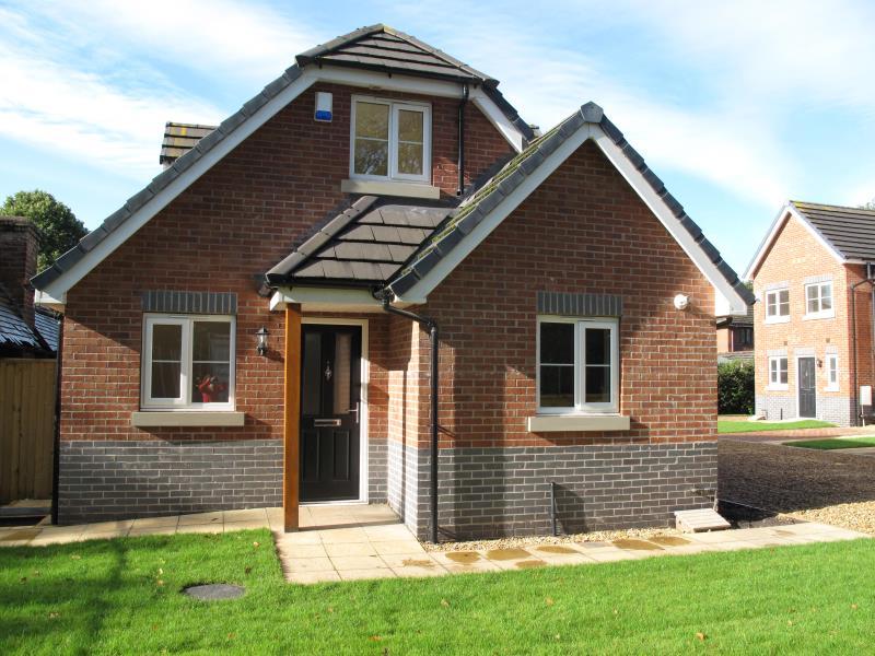1 Mill House Mews, Old Crewe Green... 2 bed detached house - £650 pcm ...