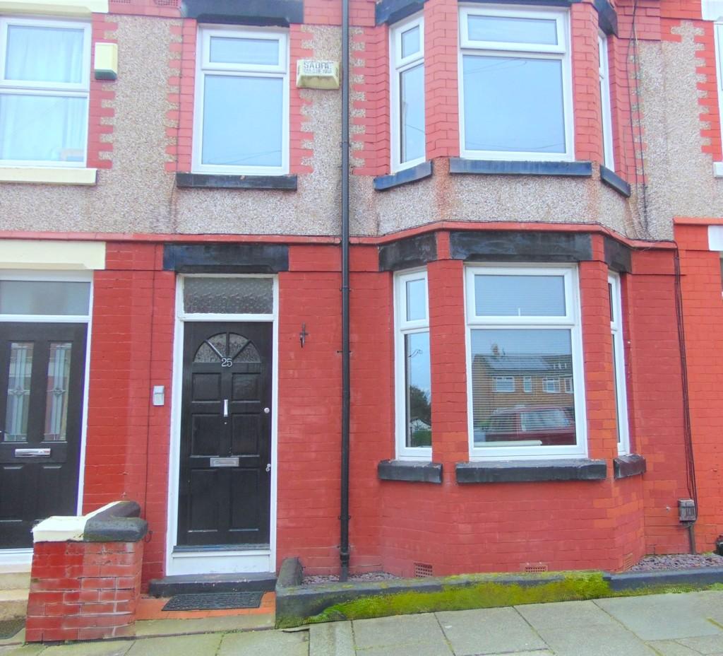 Trafalgar Drive, Wirral CH63 3 bed terraced house - £950 pcm (£219 pw)