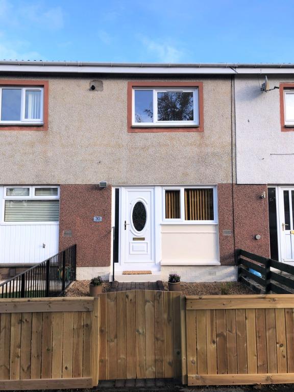Howden Hall Drive, Alnwickhill... 2 bed terraced house - £1,095 pcm (£ ...