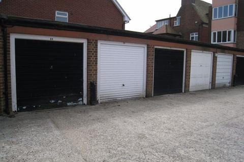 Search Garages To Rent In England | OnTheMarket