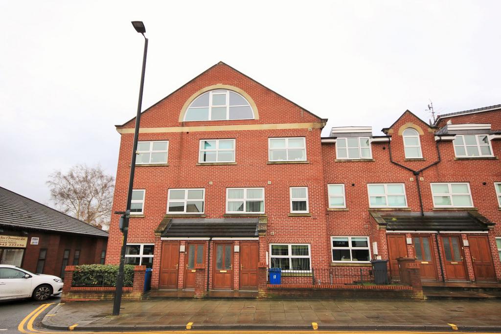 Flat 20 Queens Court, Wardley Street... 2 bed apartment - £795 pcm (£ ...
