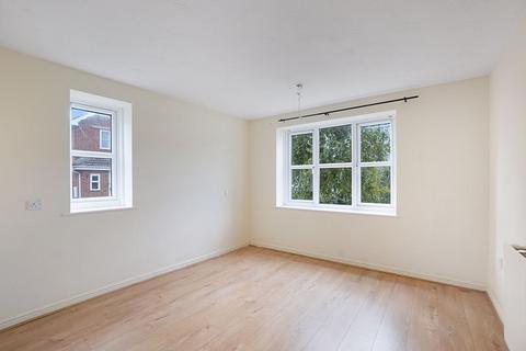 Houses to rent in Chatham | OnTheMarket