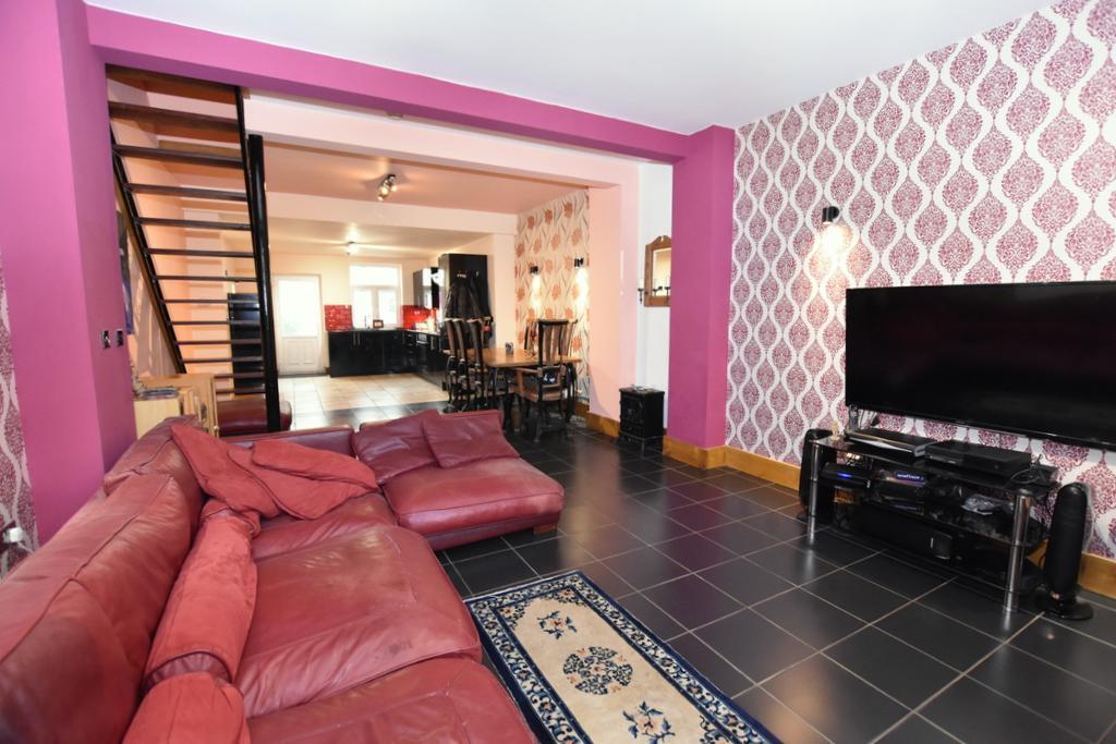 Monk Street, CLITHEROE, BB7 1DJ 2 bed terraced house - £149,950