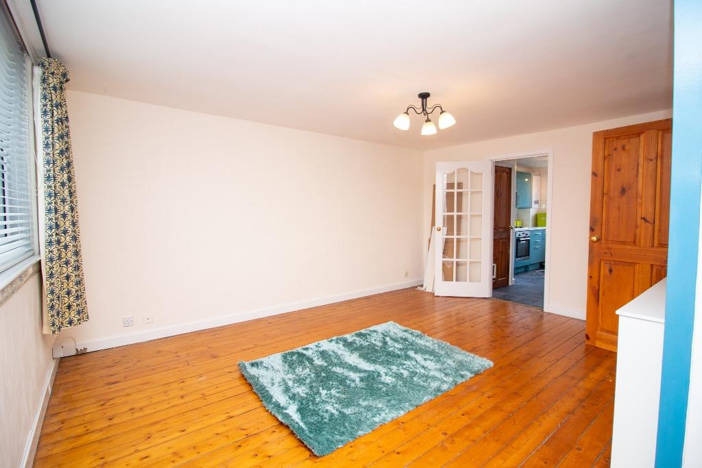 Moredun Park Green, Moredun... 1 bed flat - £725 pcm (£167 pw)