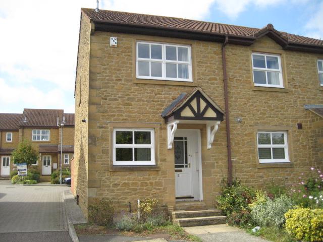 Bakers Court, West Street, South... 2 bed semi-detached house - £950 ...