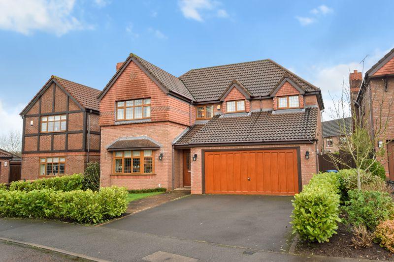 Linacre Lane, Widnes 4 bed detached house - £450,000