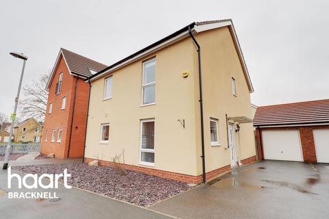 Houses for sale in Bracknell | Property & Houses to Buy | OnTheMarket