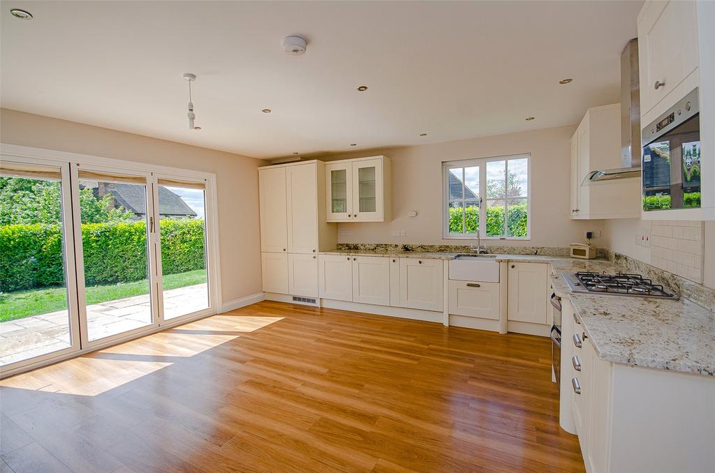 Thurnham Keep Lodge, Castle Hill... 4 bed house - £2,100 pcm (£485 pw)