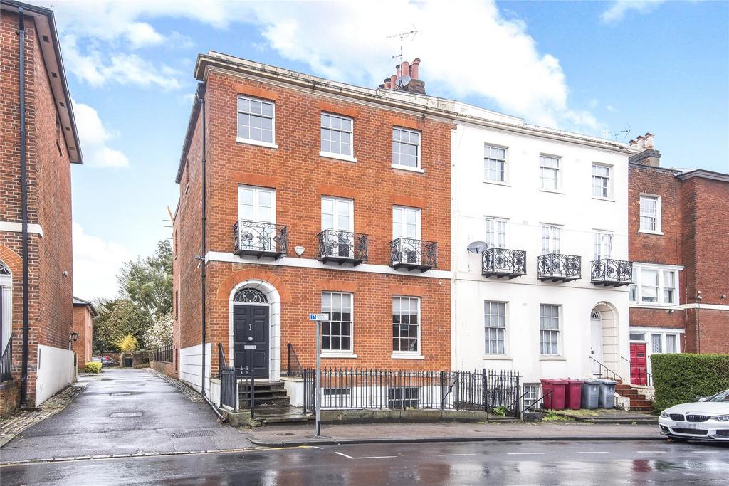 Russell Street, Reading, Berkshire, RG1 5 bed end of terrace house - £ ...