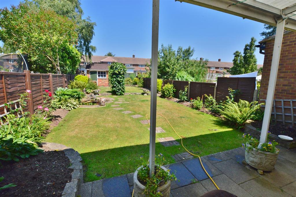 The Cherries Slough 2 Bed Terraced House 325 000 the-cherries-slough-2-bed-terraced-house-325-000