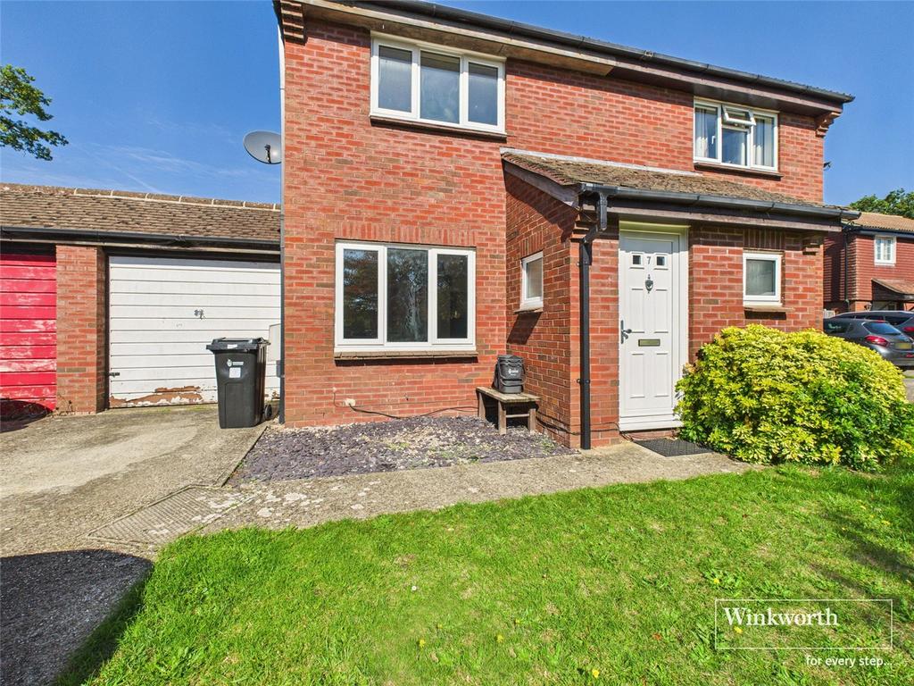 Skeffling Close, Lower Earley... 2 bed semi-detached house - £1,450 pcm ...