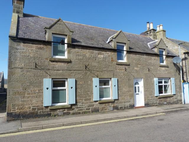 Harbour Street, Hopeman 4 bed semi-detached house - £1,000 pcm (£231 pw)