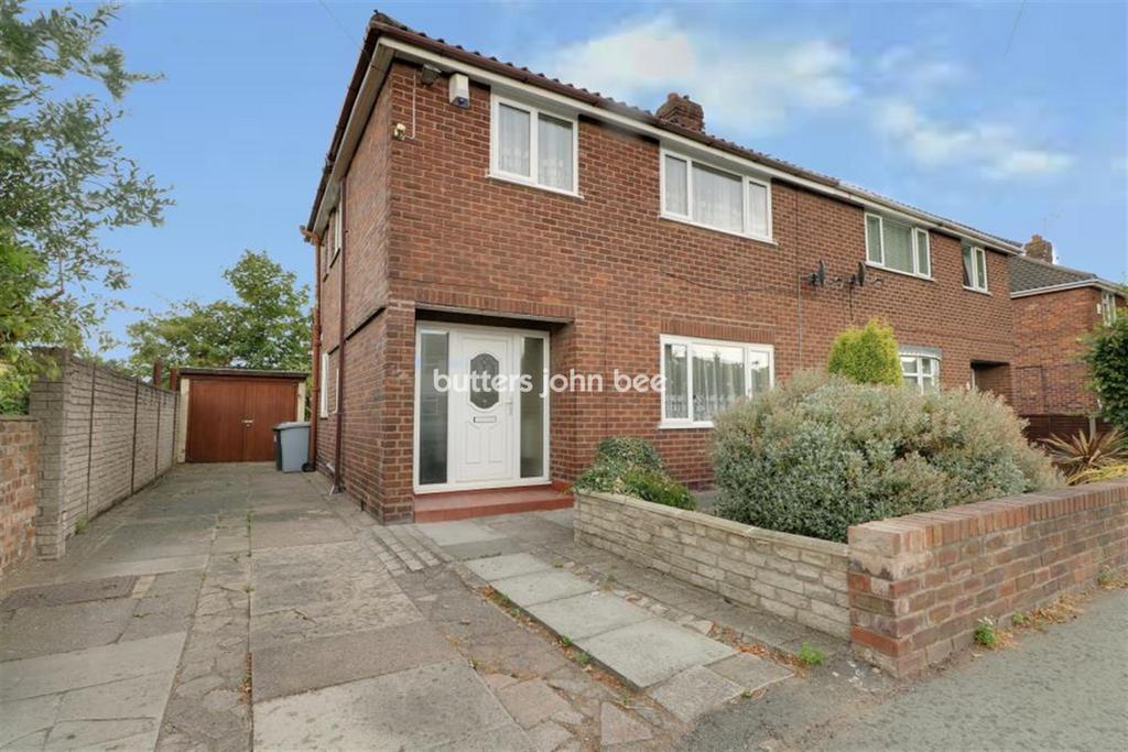 Remer Street 3 bed semi-detached house - £950 pcm (£219 pw)