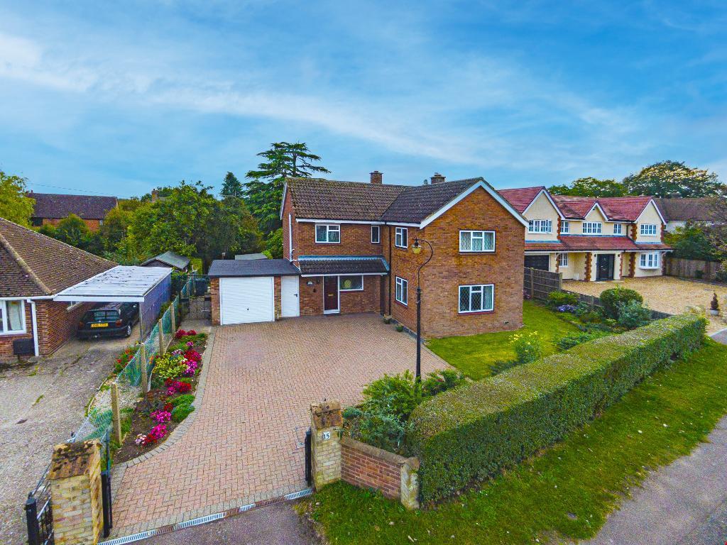 Bromham, Beds MK43 3 bed detached house - £600,000