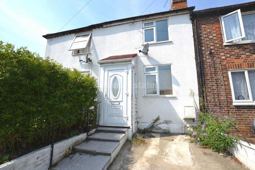 Whitley Street, Reading 3 bed terraced house - £1,545 pcm (£357 pw)