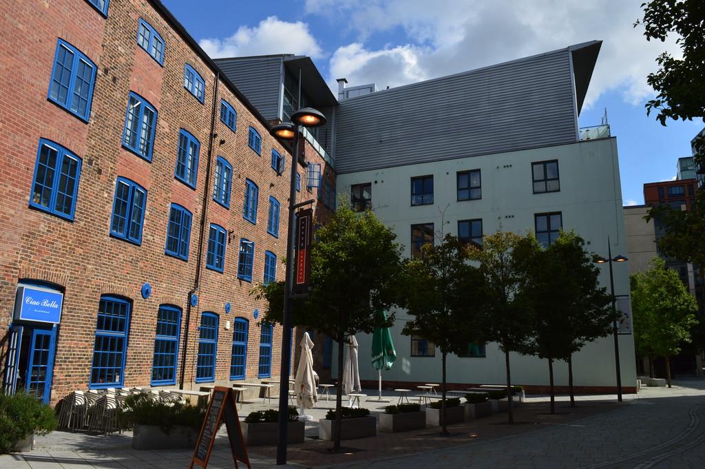 Simpsons Fold West, 22 Dock Street 1 bed apartment to rent - £800 pcm ...