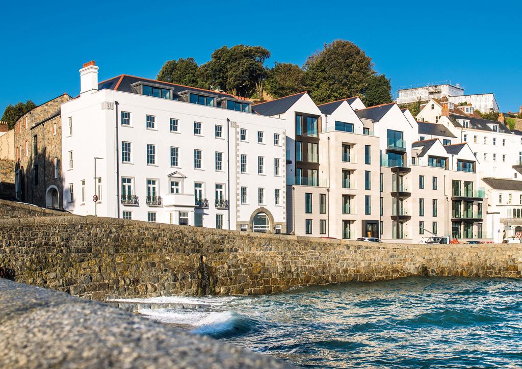 Havelet Waters, St. Peter Port, Guernsey 2 bed apartment - £795,000