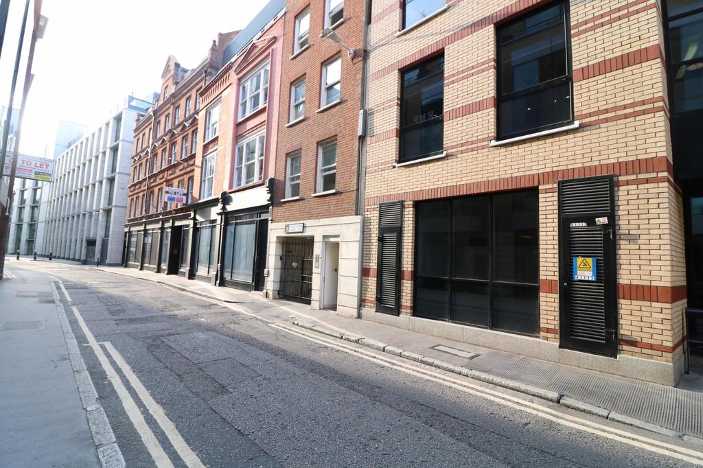 Printers Inn Court, Cursitor Street, Farringdon, London, EC4A Studio ...