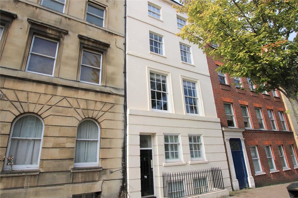 London Street, Reading, RG1 2 bed apartment - £325,000