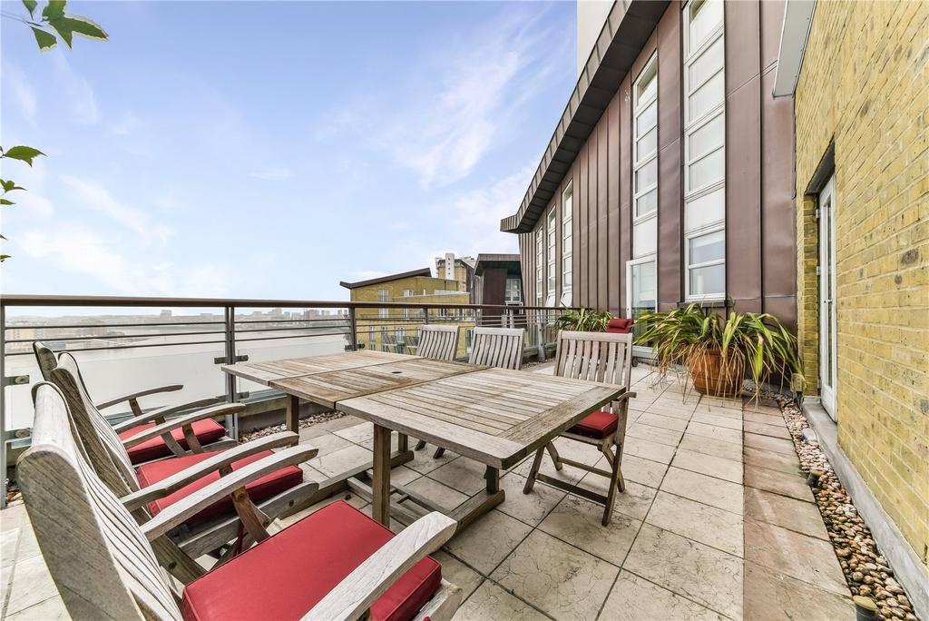 Pierpoint Building, 16 Westferry... 3 bed penthouse - £1,950,000