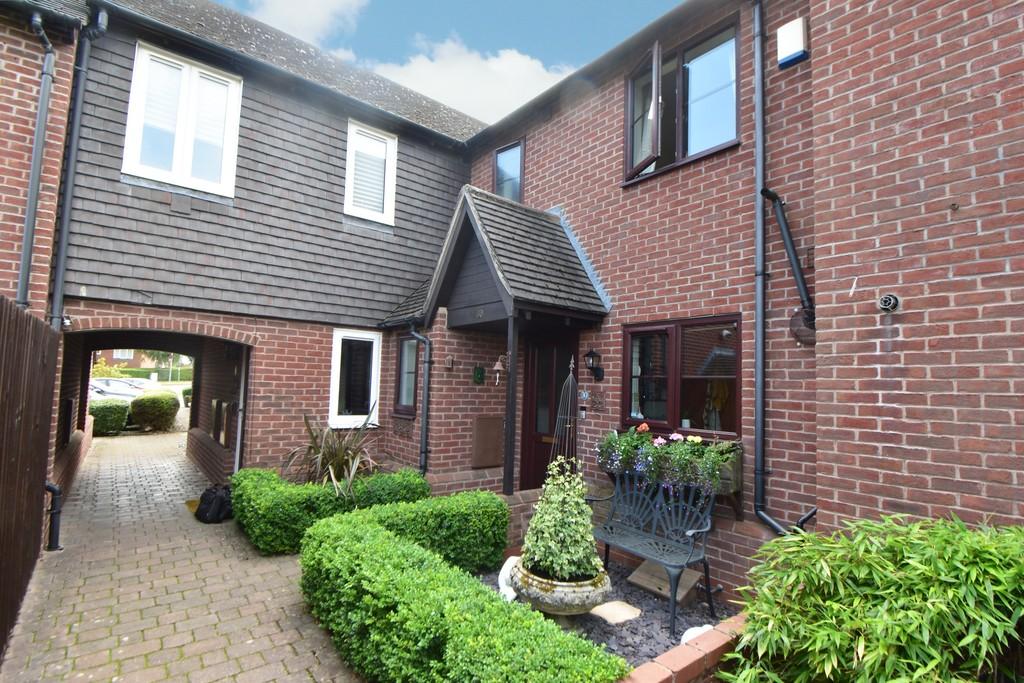 Shelly Crescent, Monkspath 3 bed terraced house - £279,950