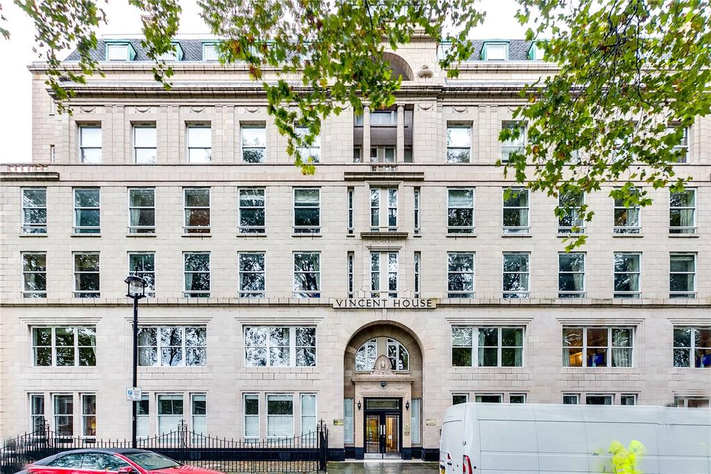 Vincent House, Vincent Square, London 2 bed flat - £1,350,000