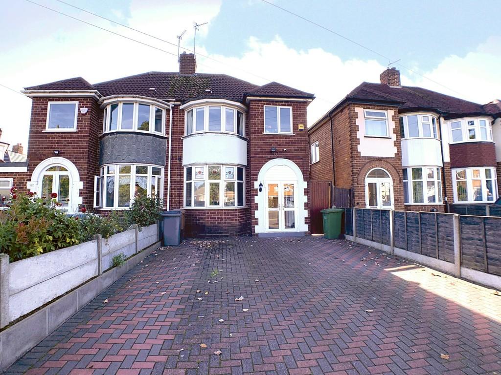 Old Lode Lane, Solihull 3 bed semi-detached house - £280,000