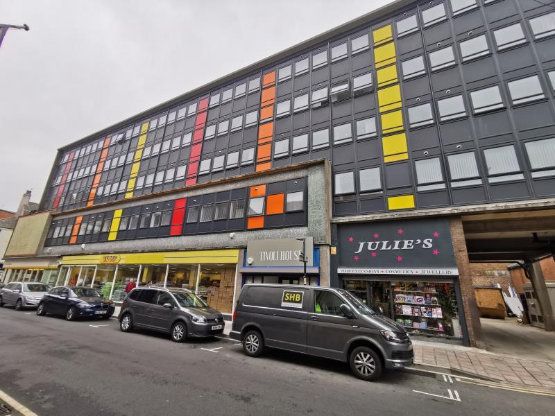 TIVOLI HOUSE, PARAGON ST, HULL, HU1 1 bed apartment - £550 pcm (£127 pw)