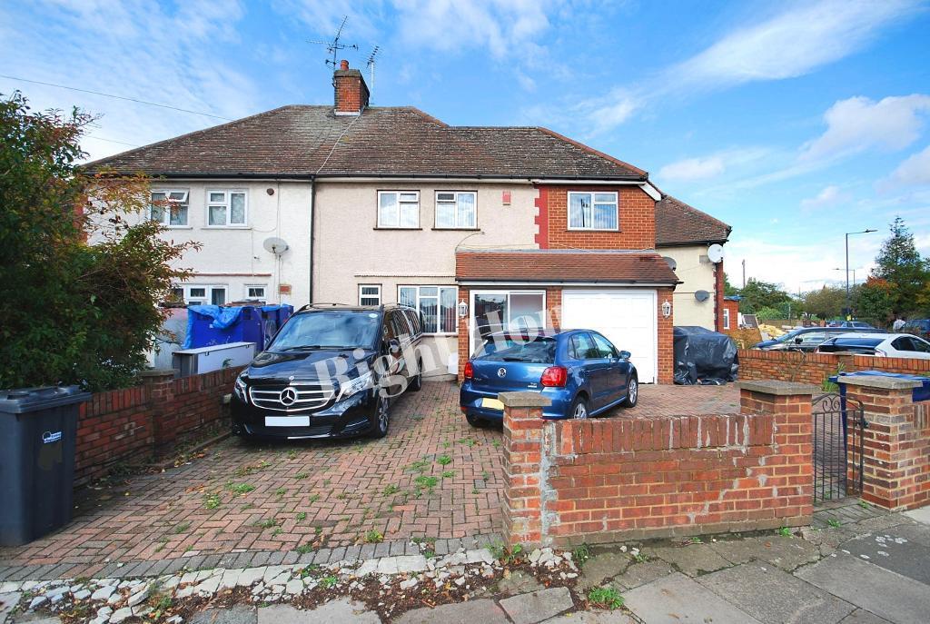 ALPERTON LANE, WEMBLEY, MIDDLESEX... 4 bed semi-detached house - £569,950