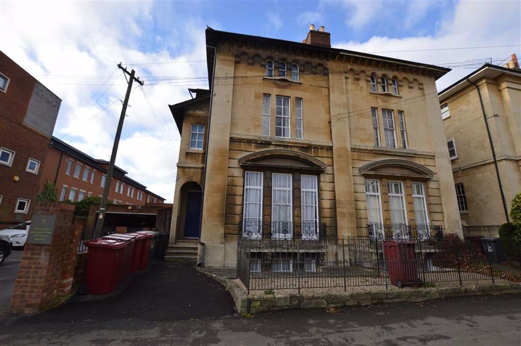 Eldon Road, Reading 1 bed in a house share - £360 pcm (£83 pw)