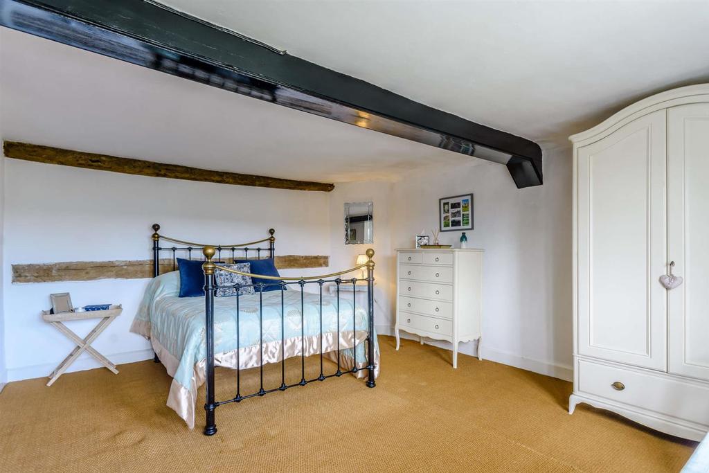 Hammersmith, Ripley, Derbyshire 5 bed detached house - £800,000