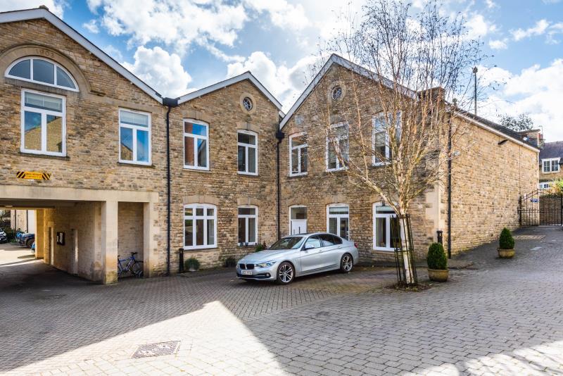 Woodford Mill, Mill Street, Witney... 2 bed apartment - £210,000
