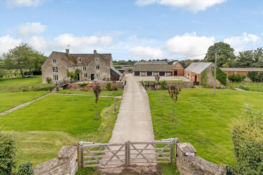 Ashton Road, Minety, Malmesbury, Wiltshire, SN16 Farm for sale - £1,695,000