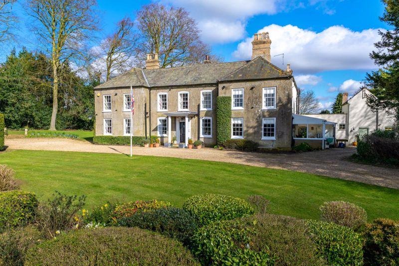 The Old Hall, Partney Road... 7 bed property - £900,000