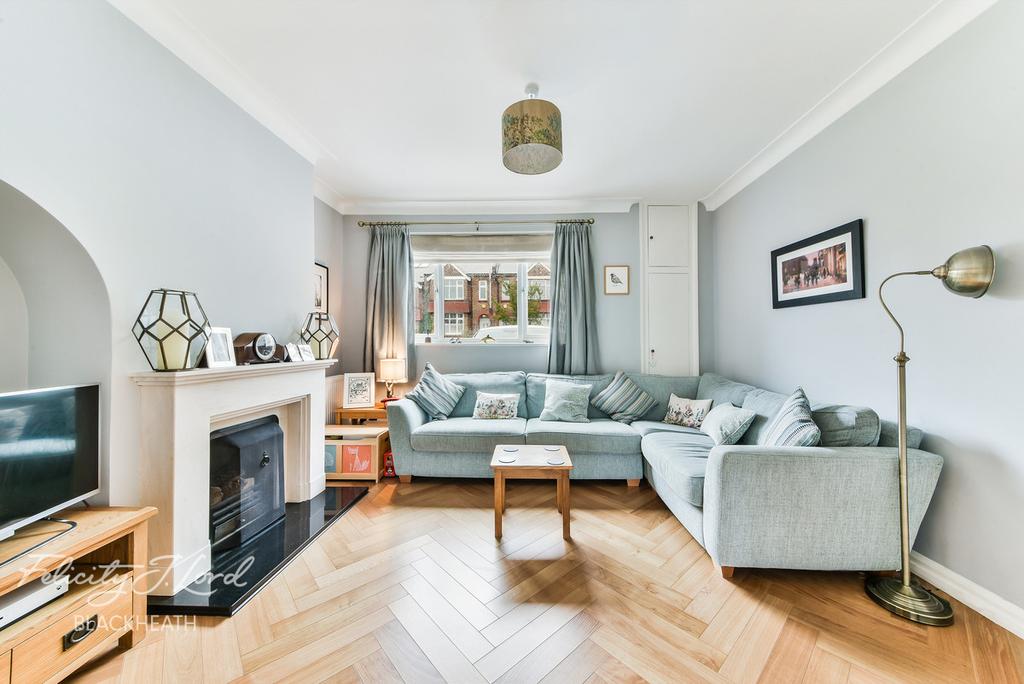 Mayhill Road, London, SE7 3 bed semi-detached house - £725,000