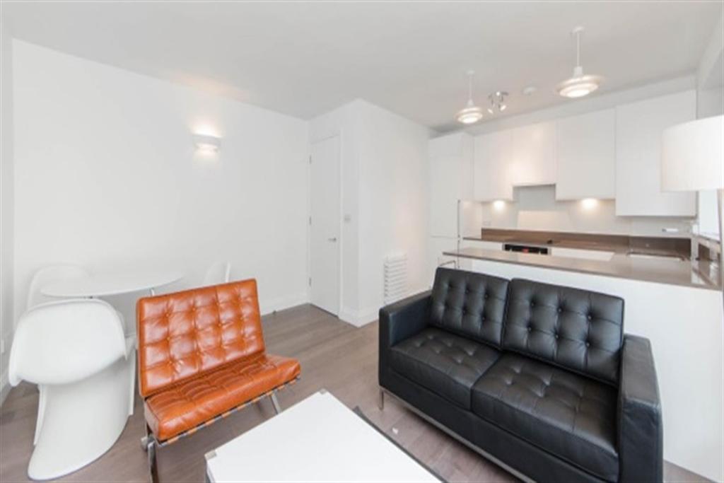 Lexham House, Lexham Gardens, London, W8 2 bed flat - £2,145 pcm (£495 pw)