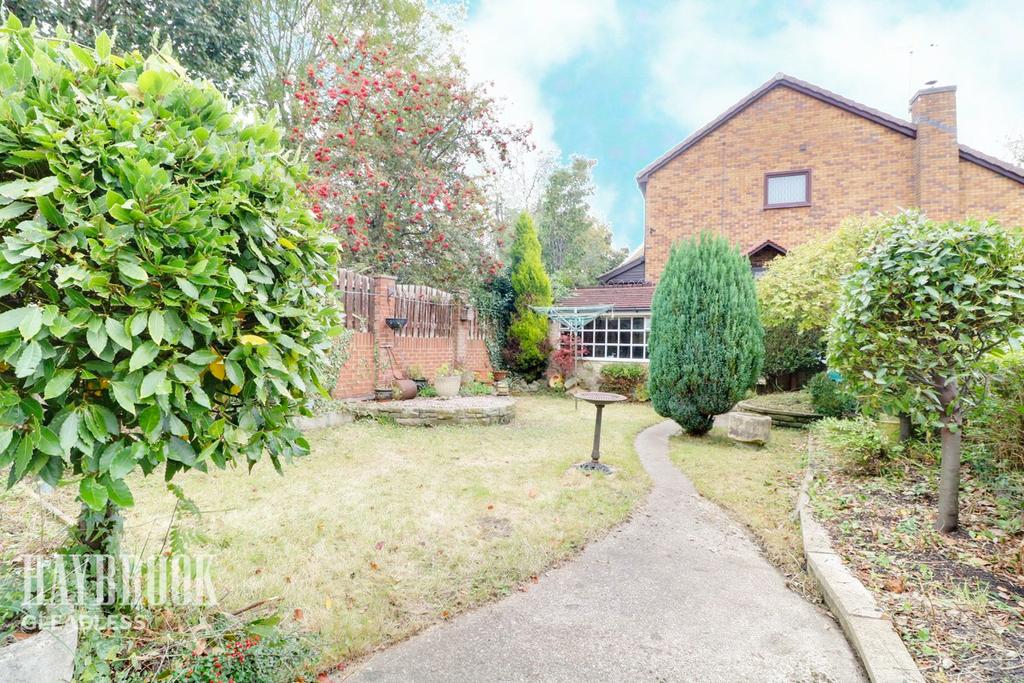 Gleadless Common, Sheffield 3 bed semi-detached house - £190,000