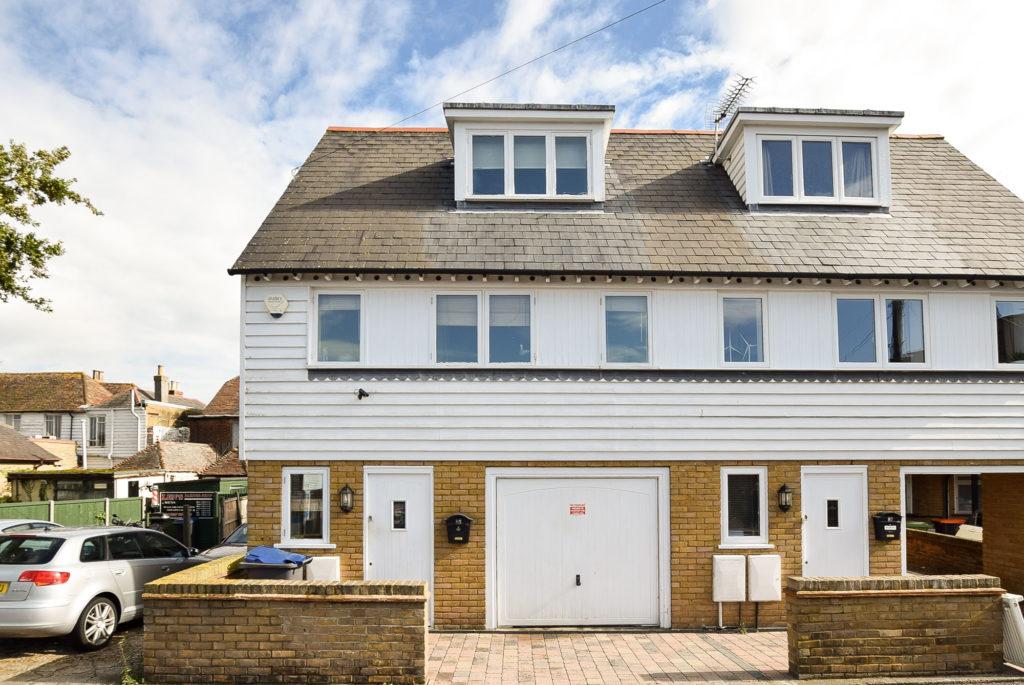 Middle Wall, Whitstable 2 bed semi-detached house - £475,000