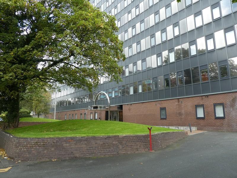 Seymour Grove, Old Trafford, Manchester. M16 0UB 2 bed flat - £150,000