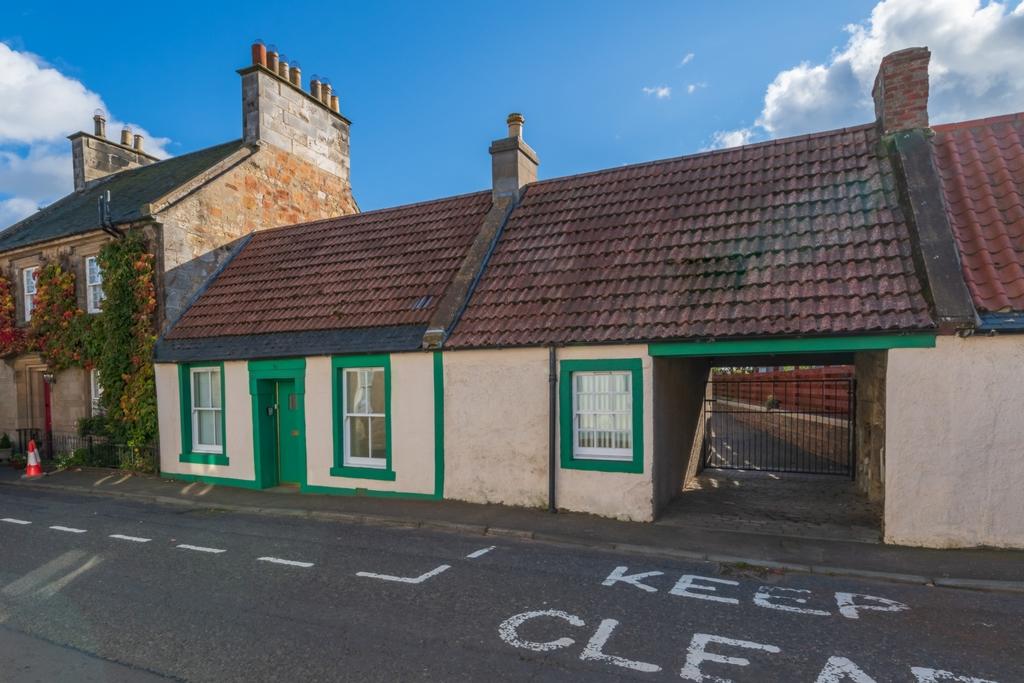 Main Street, Colinsburgh, KY9 2 bed cottage - £179,995