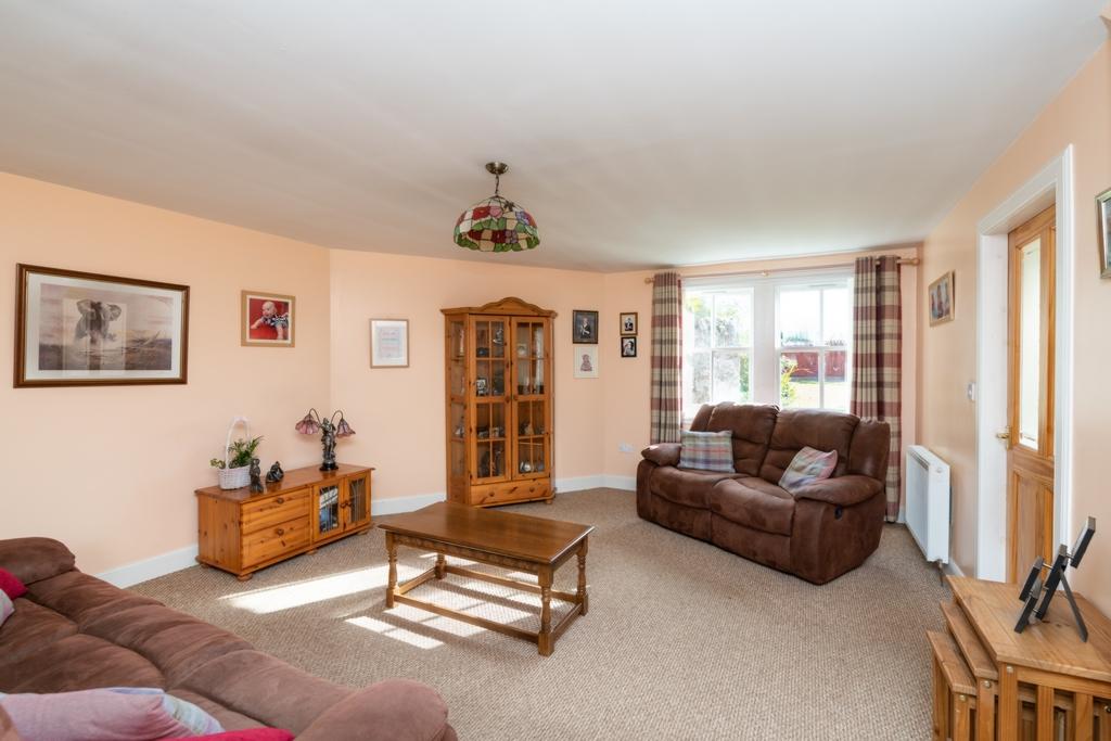 Main Street, Colinsburgh, KY9 2 bed cottage - £179,995