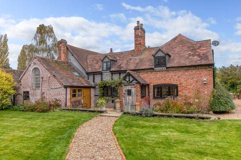 Icknield Street, Beoley, Redditch, B98 9AL 4 bed cottage - £585,000