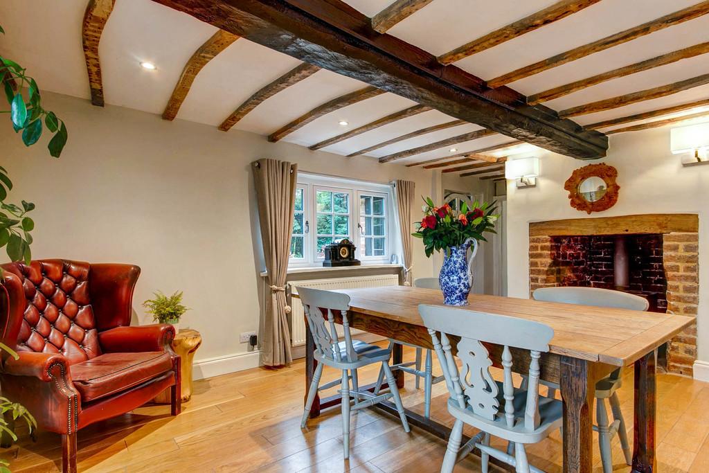 Icknield Street, Beoley, Redditch, B98 9AL 4 bed cottage - £585,000